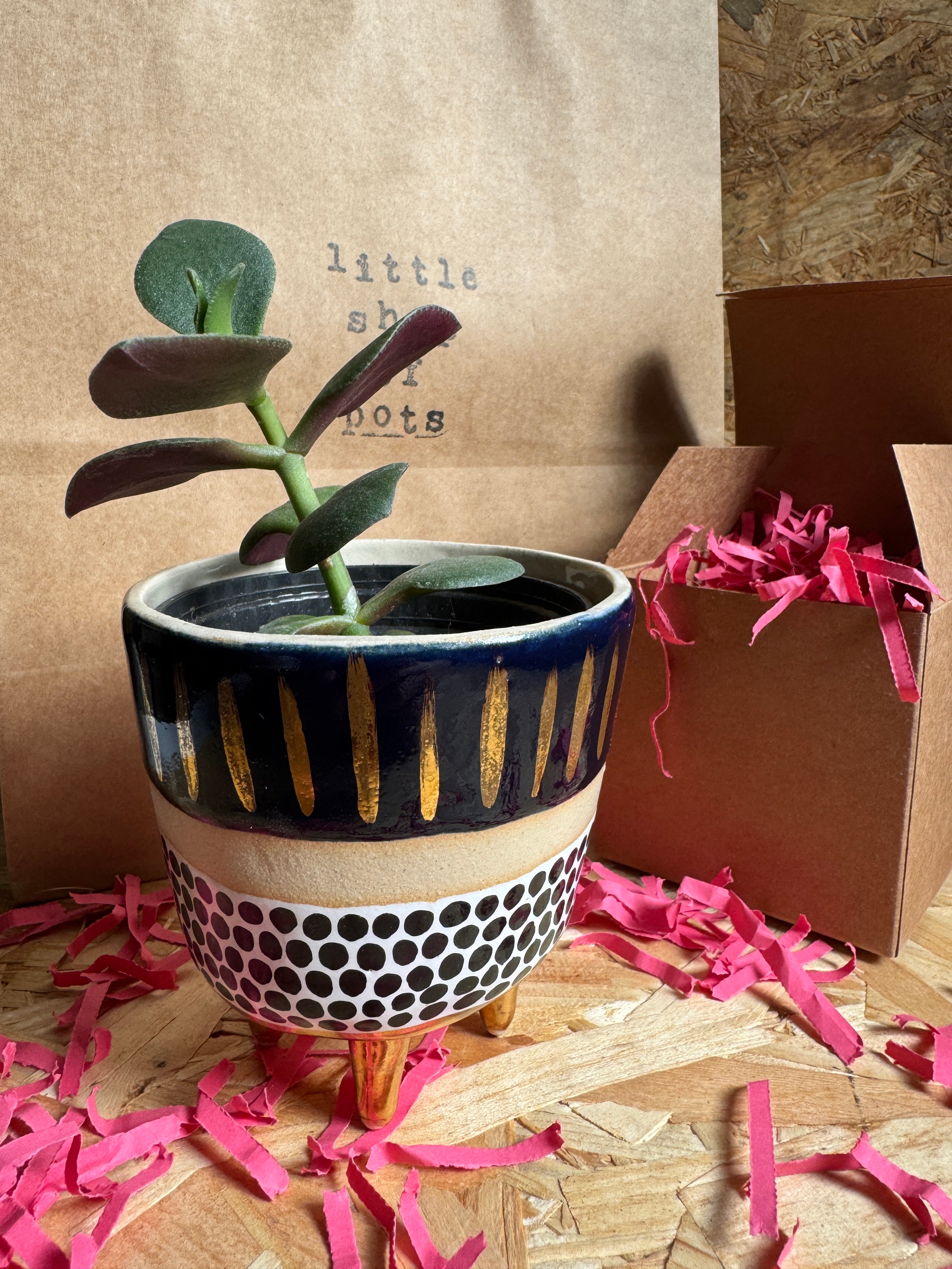 Little Shop of Pots: Keystone standing planter